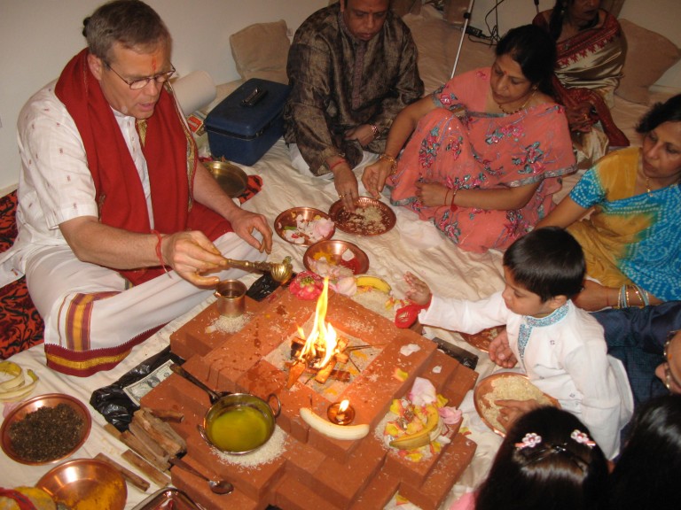 The Fire Ritual: Havan/Homa | Sri Deva Sthanam
